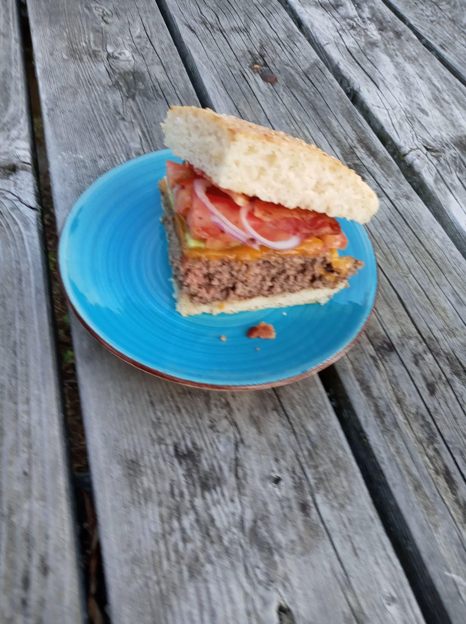 Go Big Bacon Cheeseburger : 4 Steps (with Pictures) - Instructables