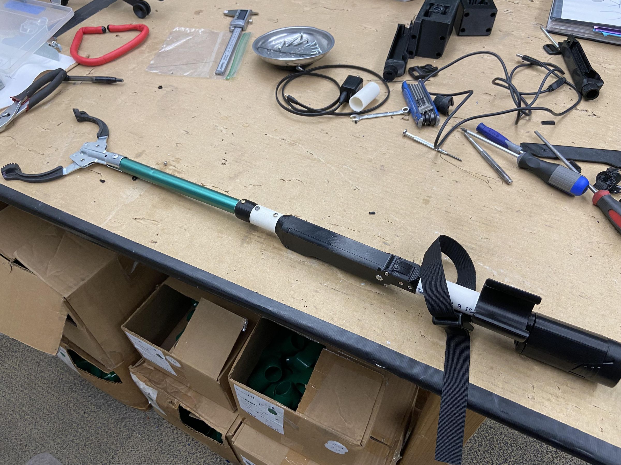 Electric Grabber : 8 Steps (with Pictures) - Instructables