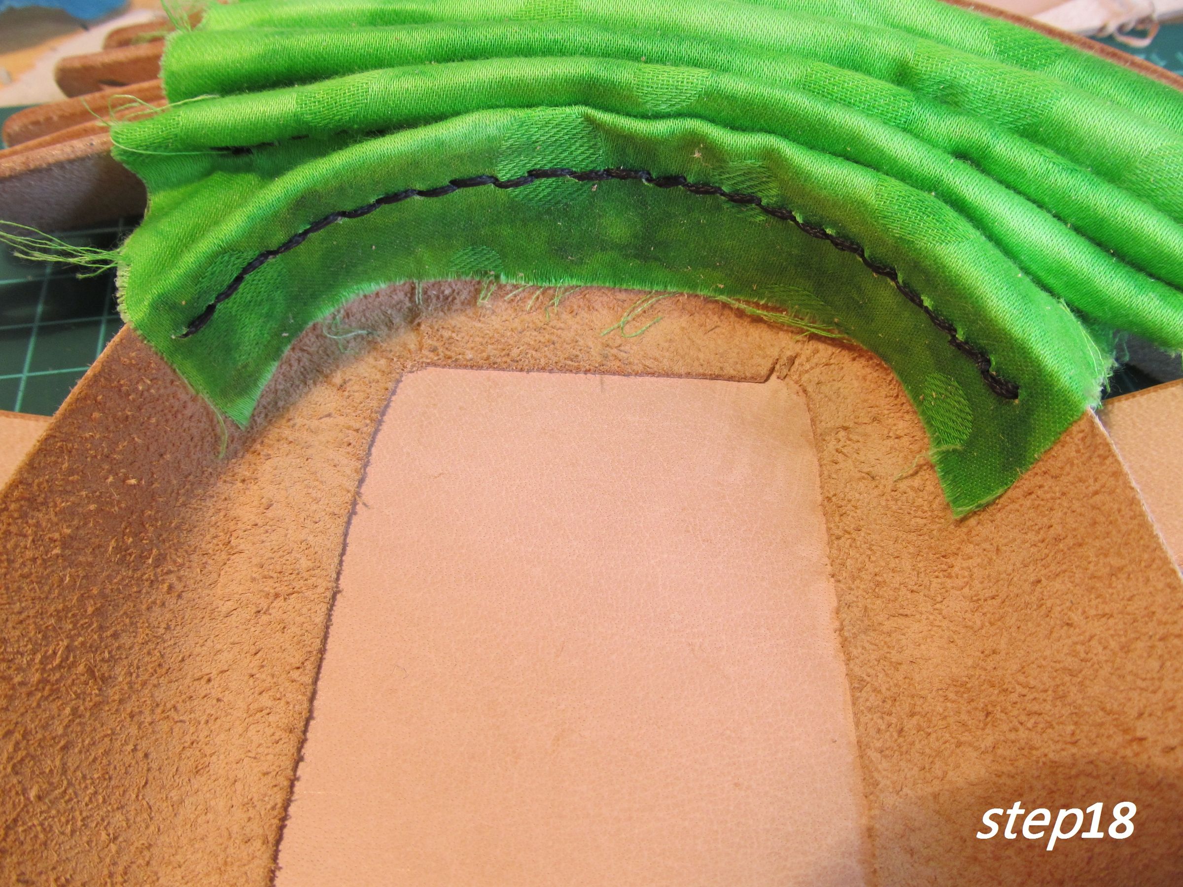 Armorshell Leather Pouch : 23 Steps (with Pictures) - Instructables