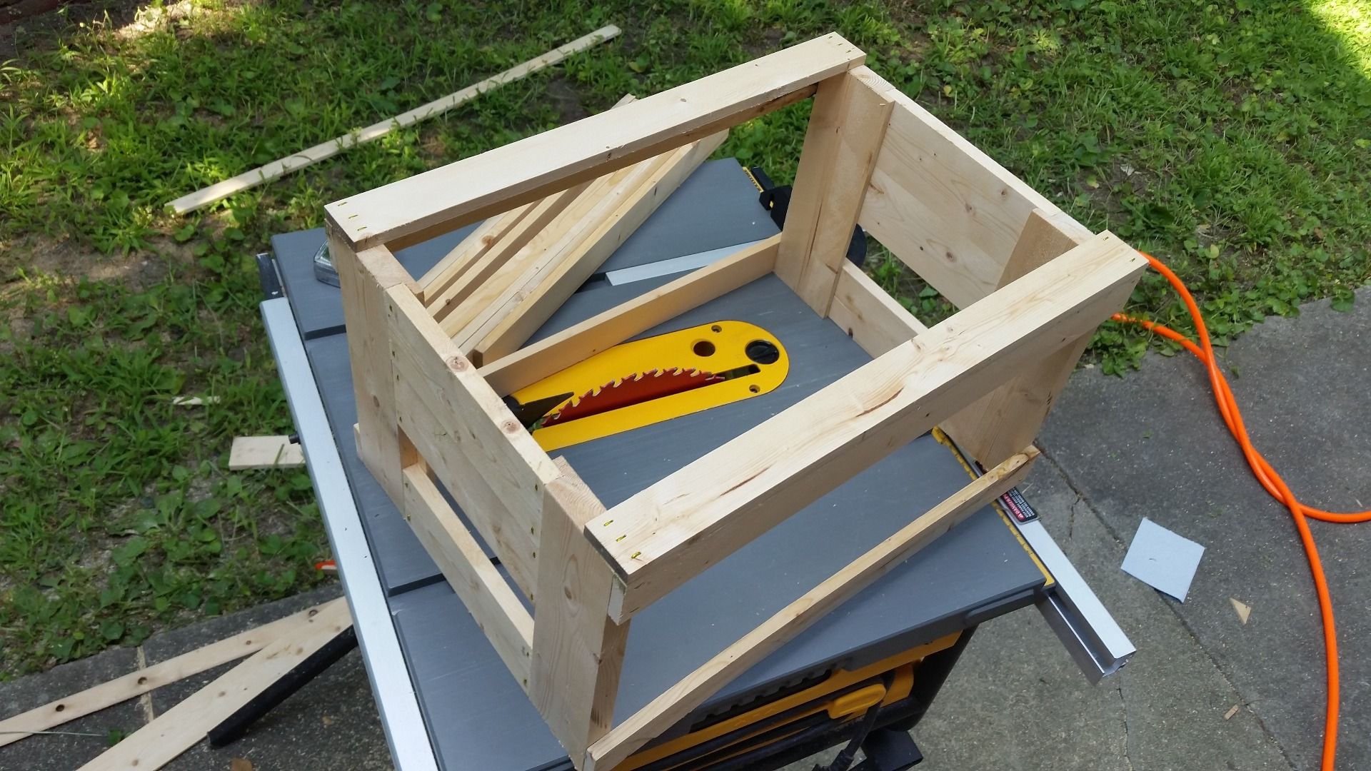 How to Make an $11 Crate With a $3 2x4 : 12 Steps (with Pictures ...