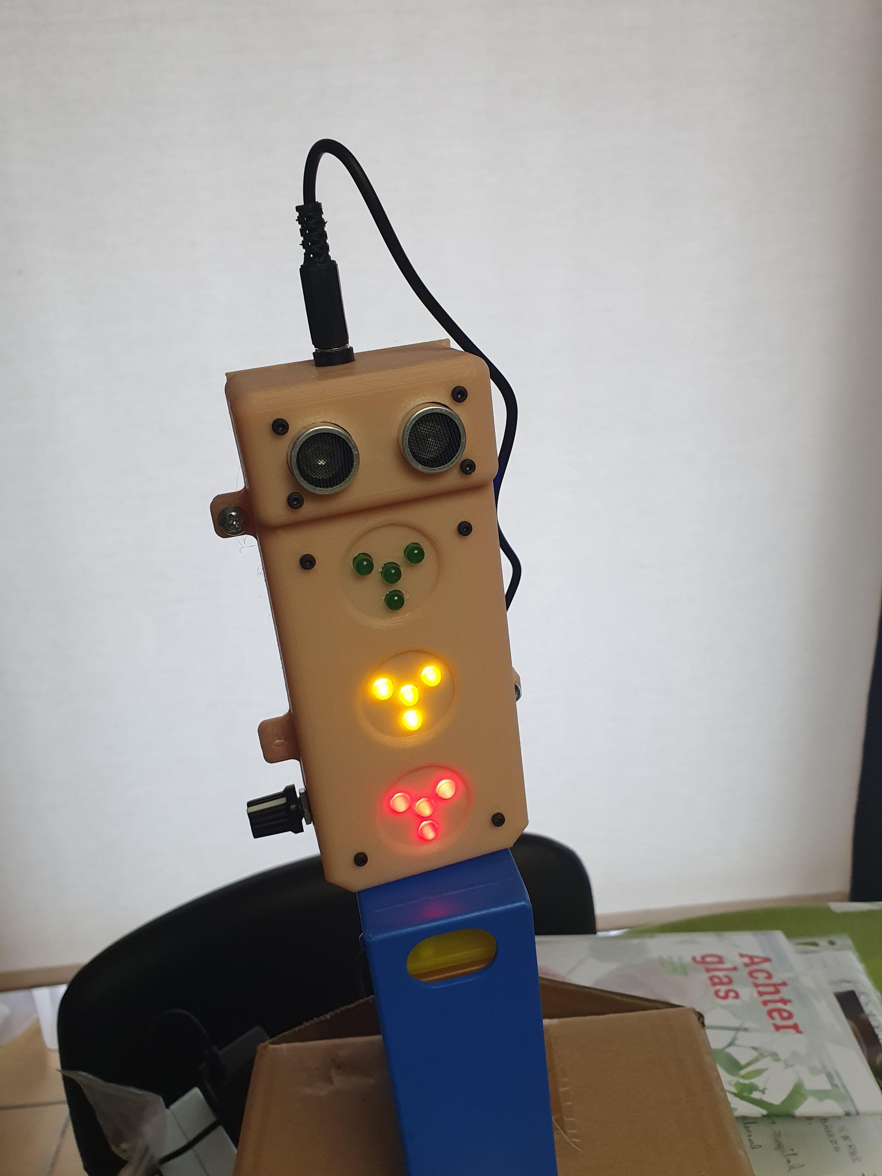 Ultrasonic Garage Parking Sensor LED Stop Light : 8 Steps (with ...