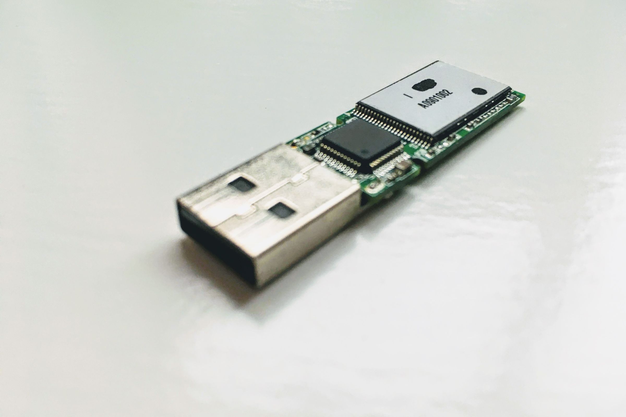 Fix a Damaged USB Memory Stick Case : 6 Steps (with Pictures ...