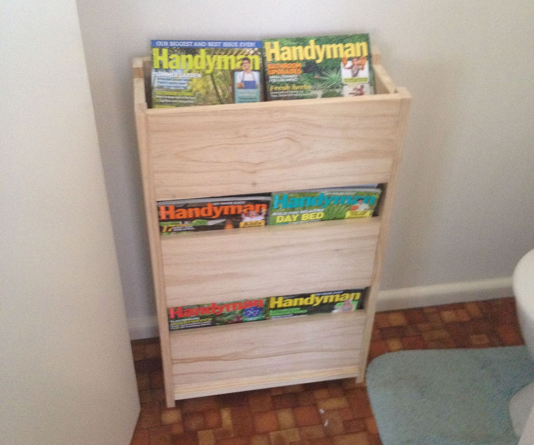 Magazine Rack (with Hidden Compartment) : 4 Steps - Instructables