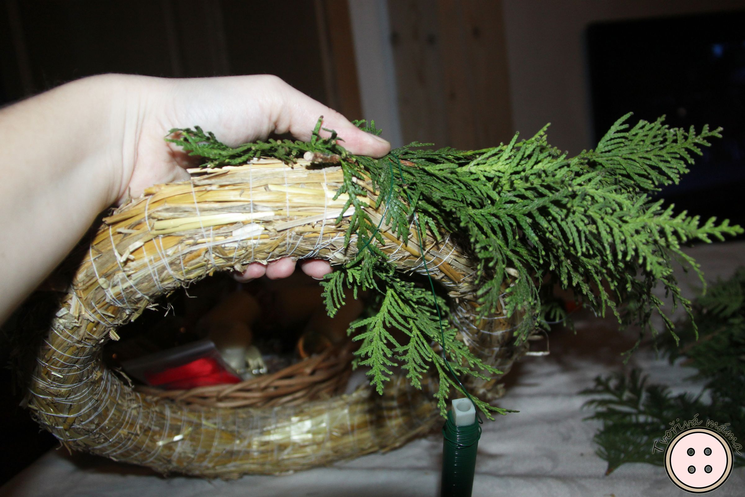 Traditional Advent Wreath : 4 Steps (with Pictures) - Instructables