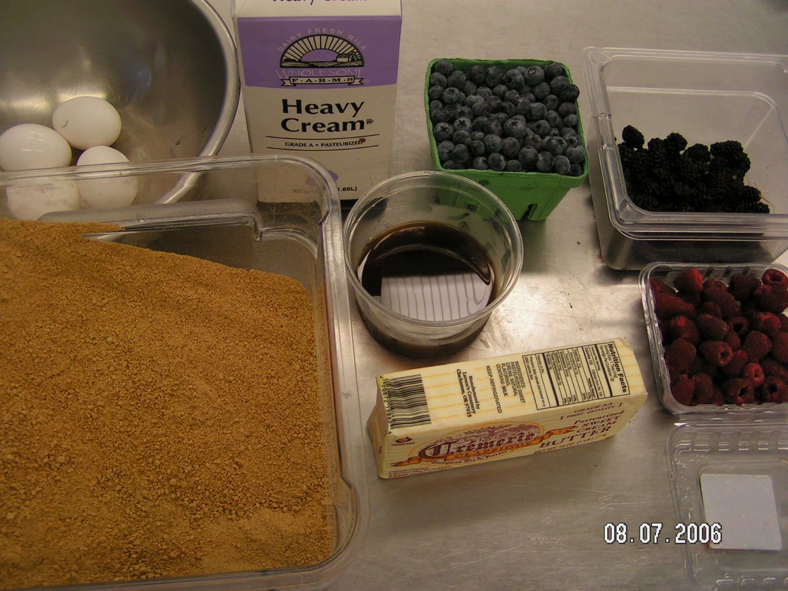 Fresh Wild Berry Cheesecake : 11 Steps (with Pictures) - Instructables