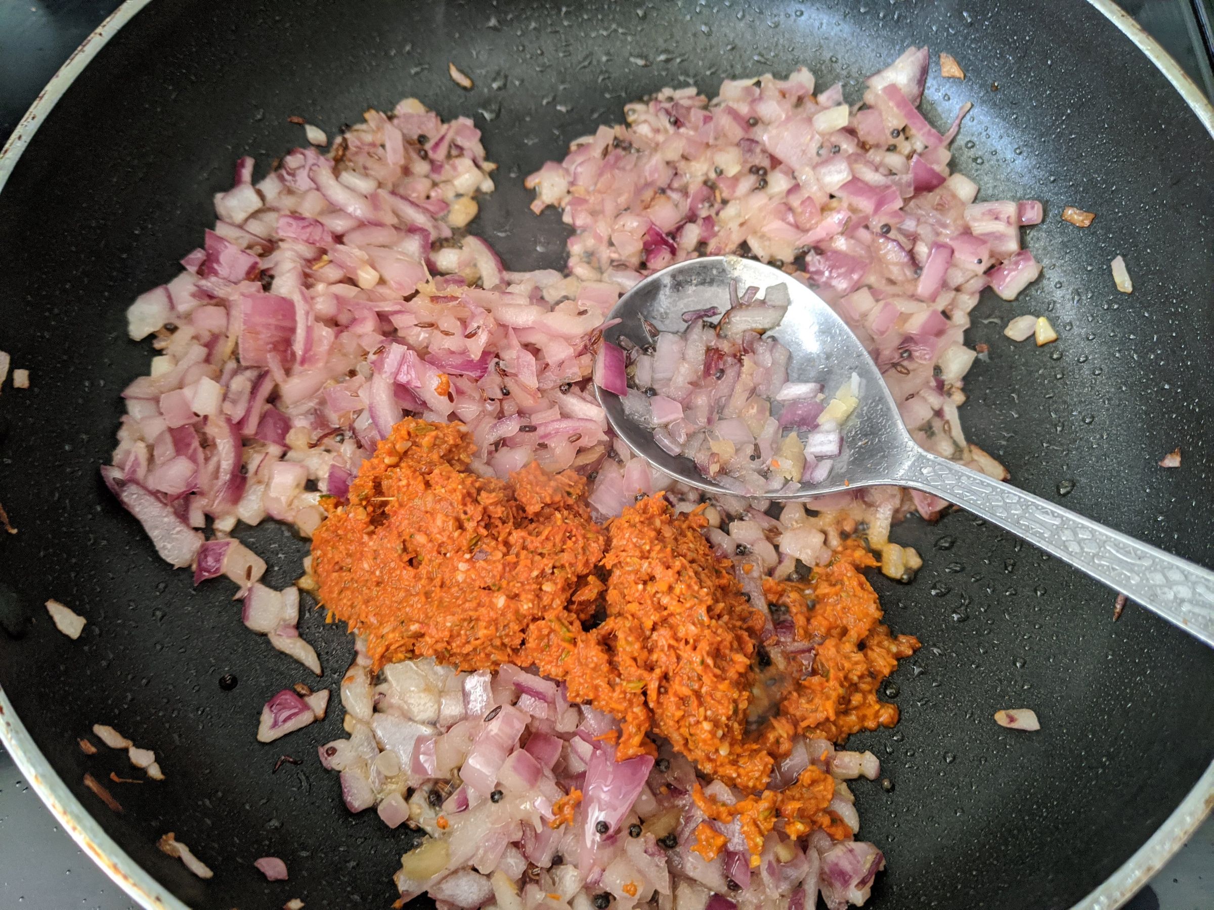 Copycat Missal Pav Recipe of Missal Samrat (Mumbai) : 4 Steps (with ...