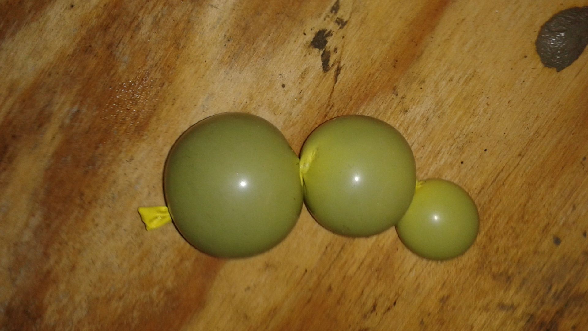 Casting Concrete in Balloons : 4 Steps (with Pictures) - Instructables