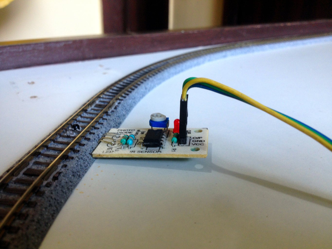 Simple Automated Point To Point Model Railroad 10 Steps With Pictures Instructables