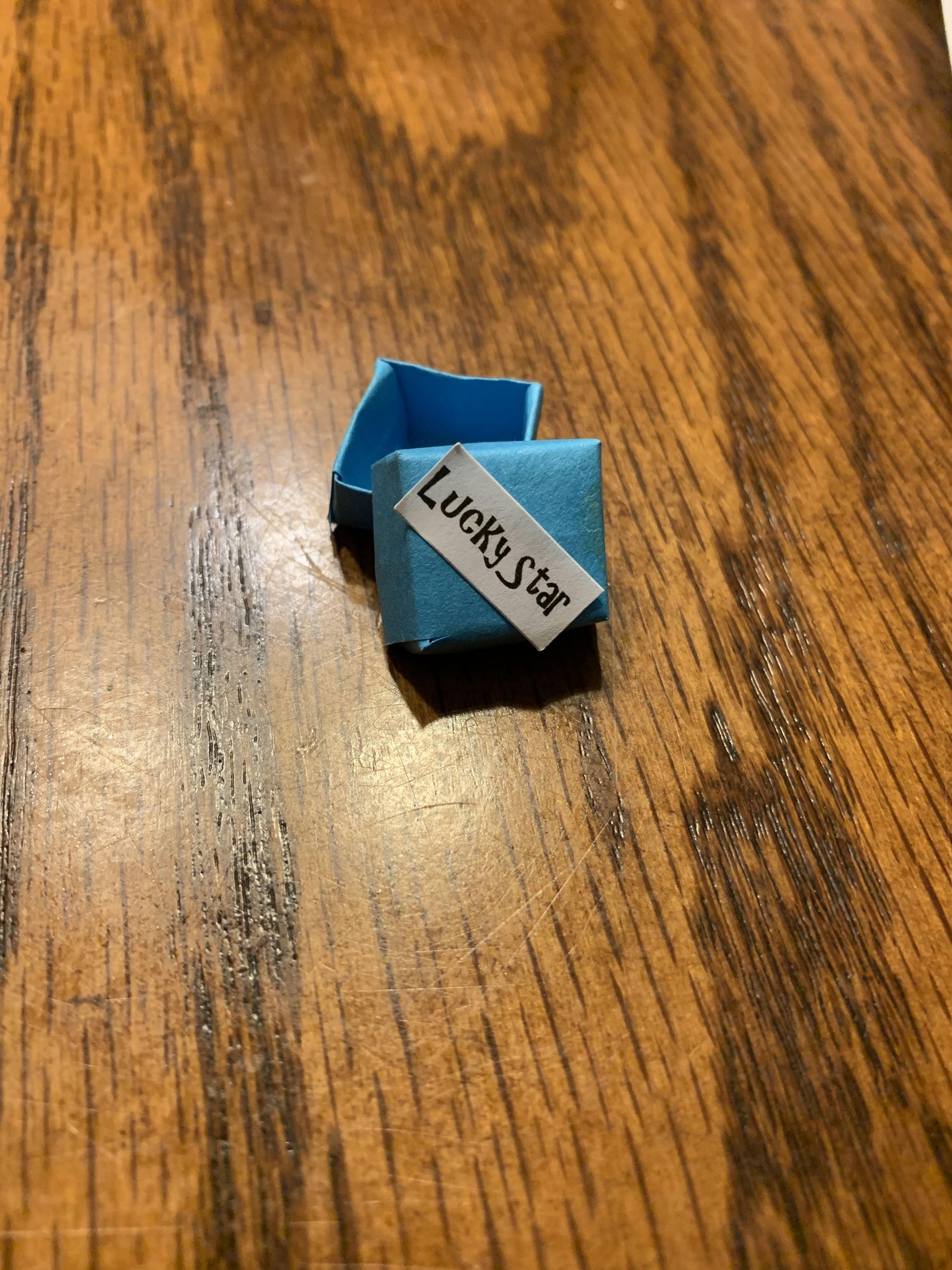 Cute “Lucky Stars” Origami : 5 Steps - Instructables