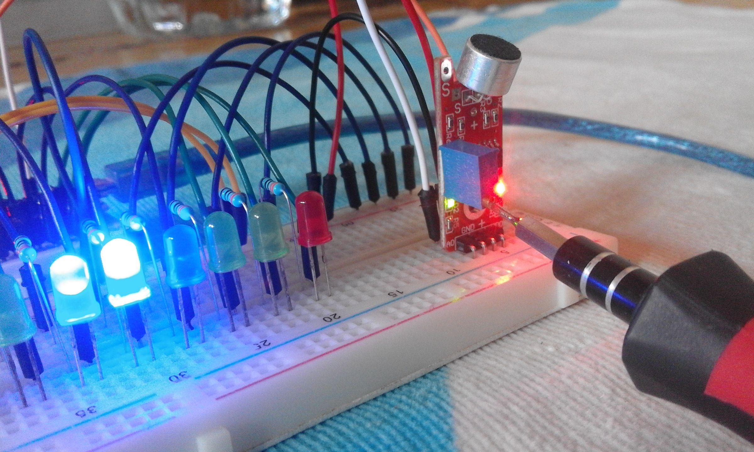 Waren's L.E.D Music Visualizer : 16 Steps (with Pictures) - Instructables