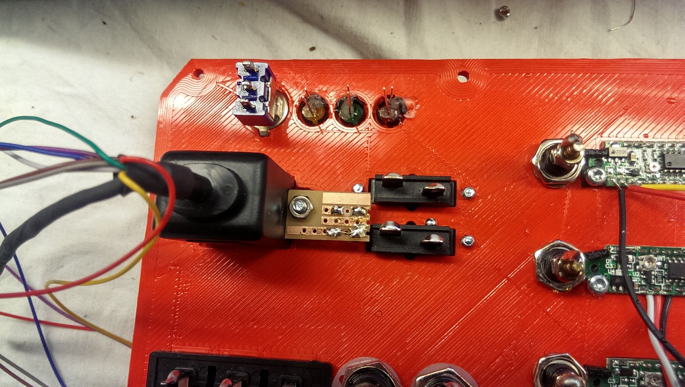 Lab ATX Powersupply : 10 Steps (with Pictures) - Instructables