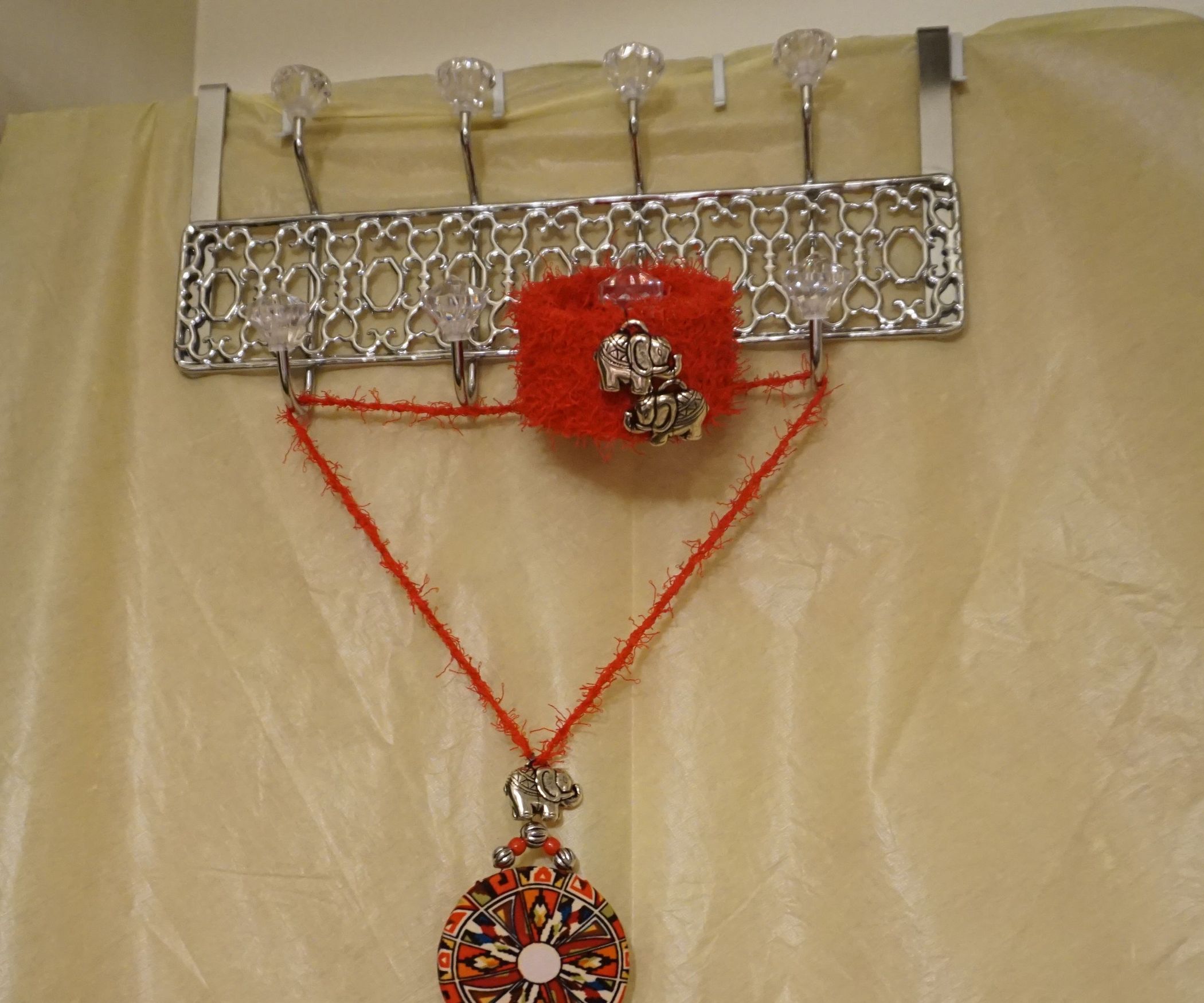 DIY UPCYCLED FASHION JEWELRY : 3 Steps - Instructables