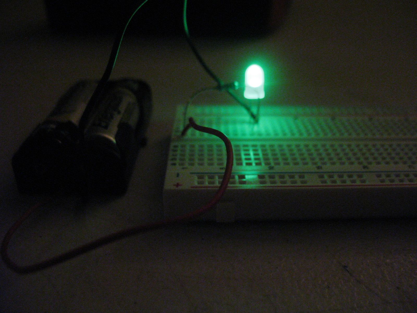 LEDs for Beginners : 9 Steps (with Pictures) - Instructables