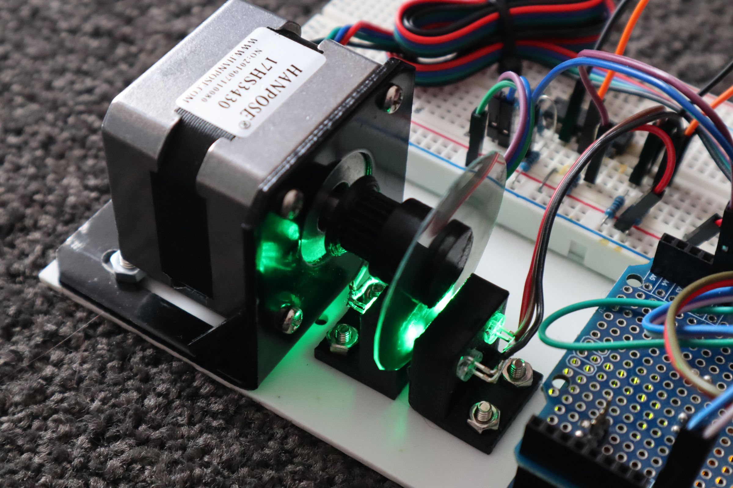 Shaft Encoder Using Polarized Light : 6 Steps - Instructables