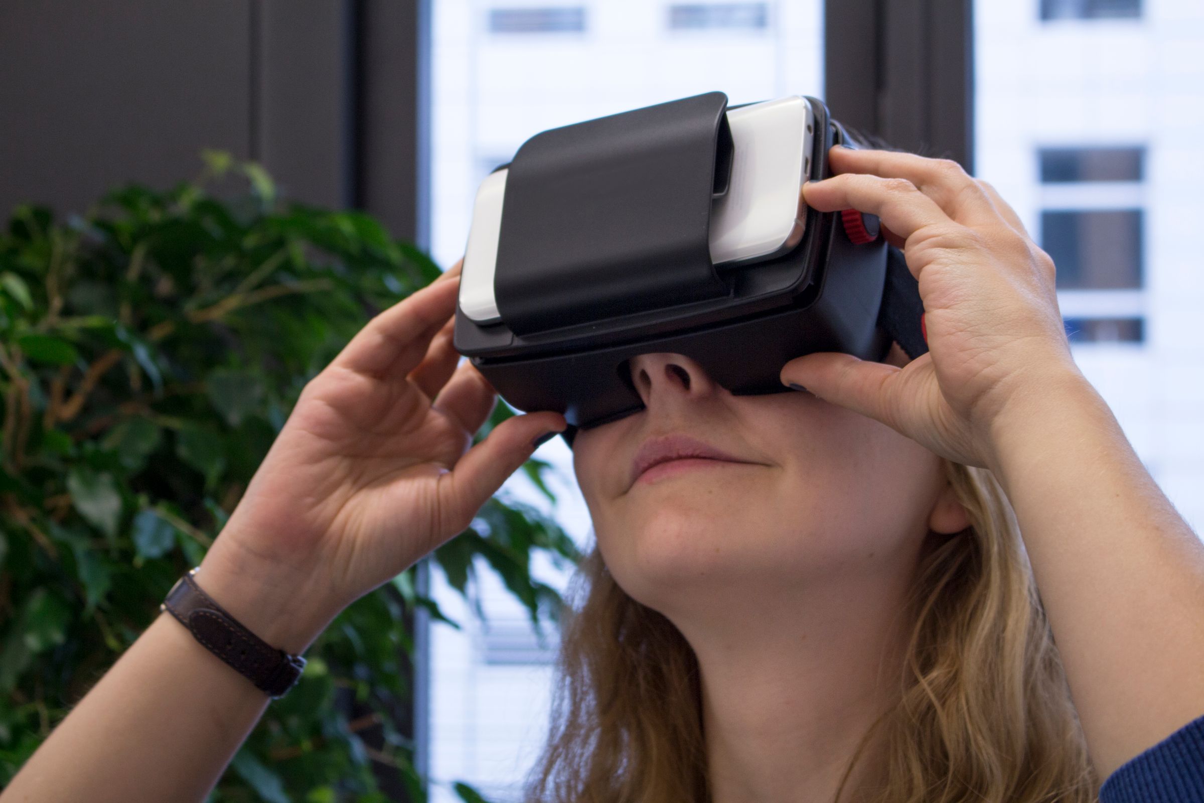 Creating an Easy VR Story : 7 Steps (with Pictures) - Instructables