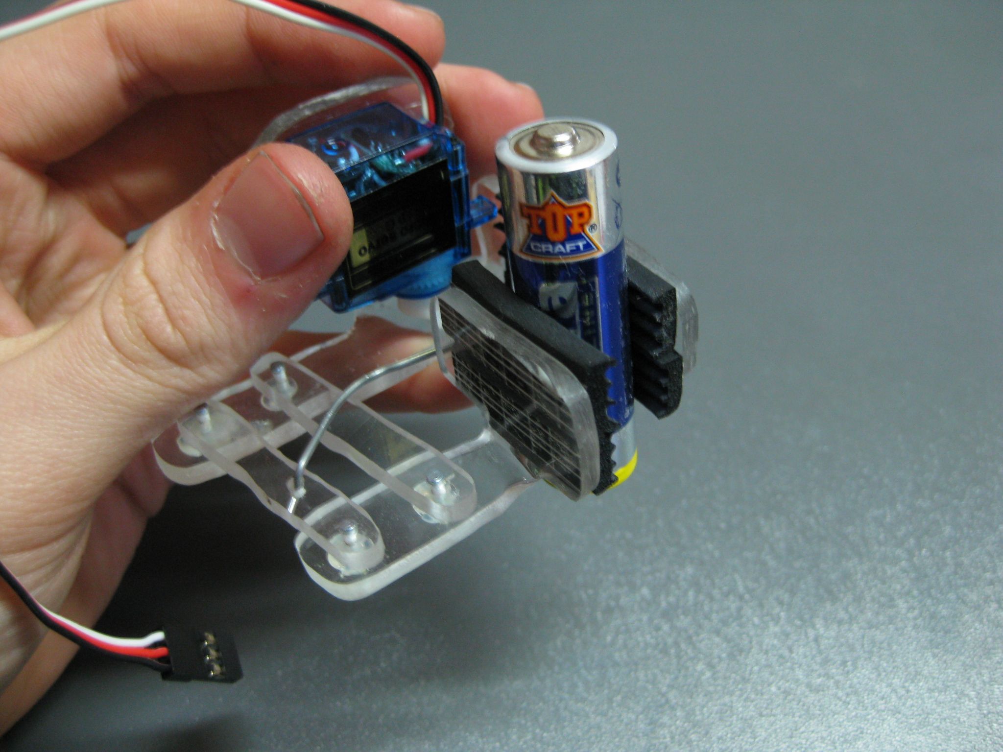 How to Make a Robot Gripper! - Instructables
