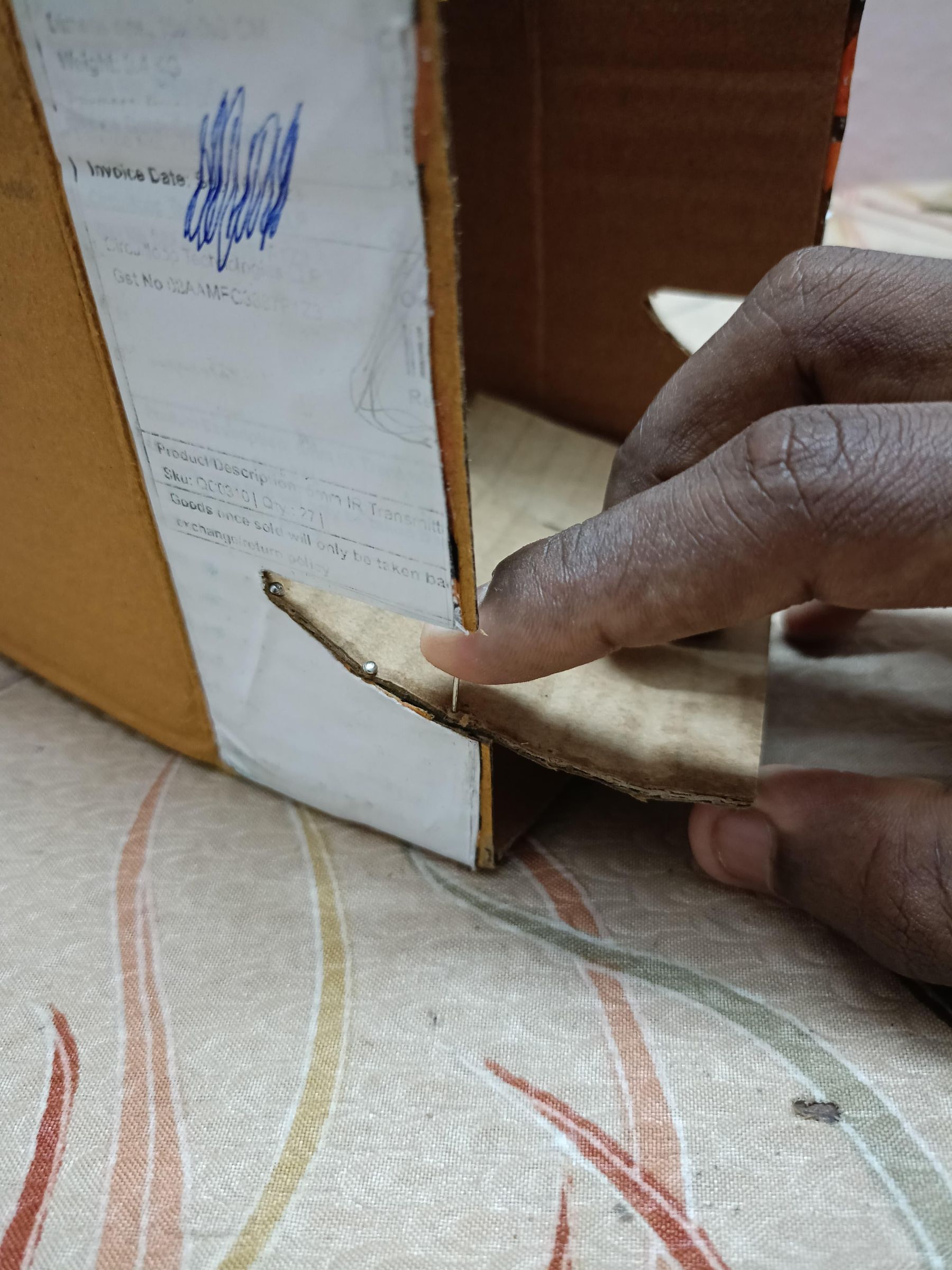 DIY Automated Halloween Candy Vending Machine : 7 Steps - Instructables