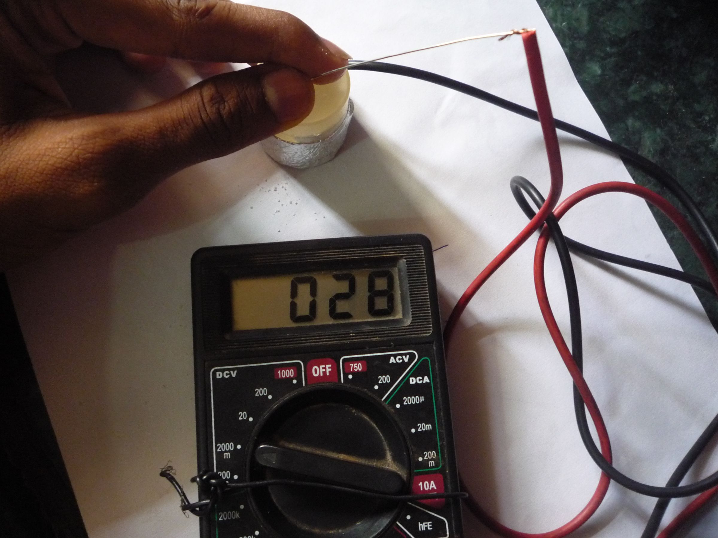 Make Your Own Capacitor at Home : 5 Steps (with Pictures) - Instructables