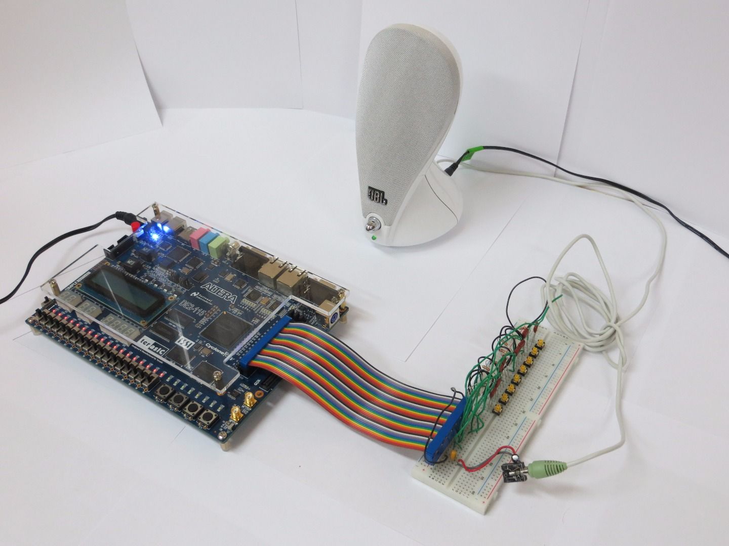 Blues Piano Using Terasic DE2-115 Development Board : 13 Steps ...
