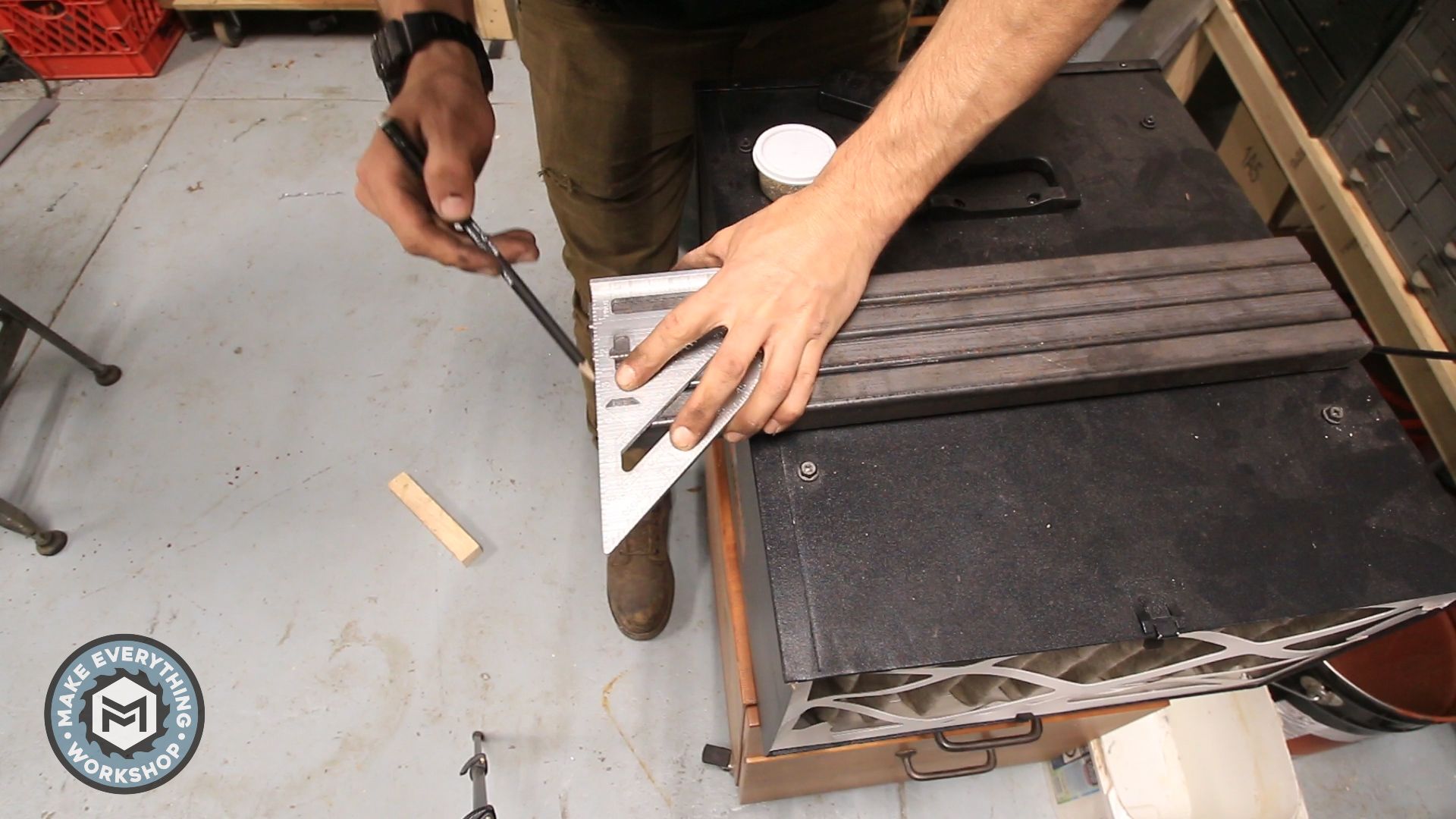 How To: Log Slice Side Table : 15 Steps (with Pictures) - Instructables