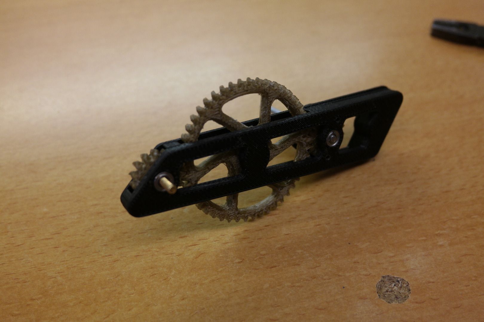 Hand in Hand Skeleton Clock : 11 Steps (with Pictures) - Instructables