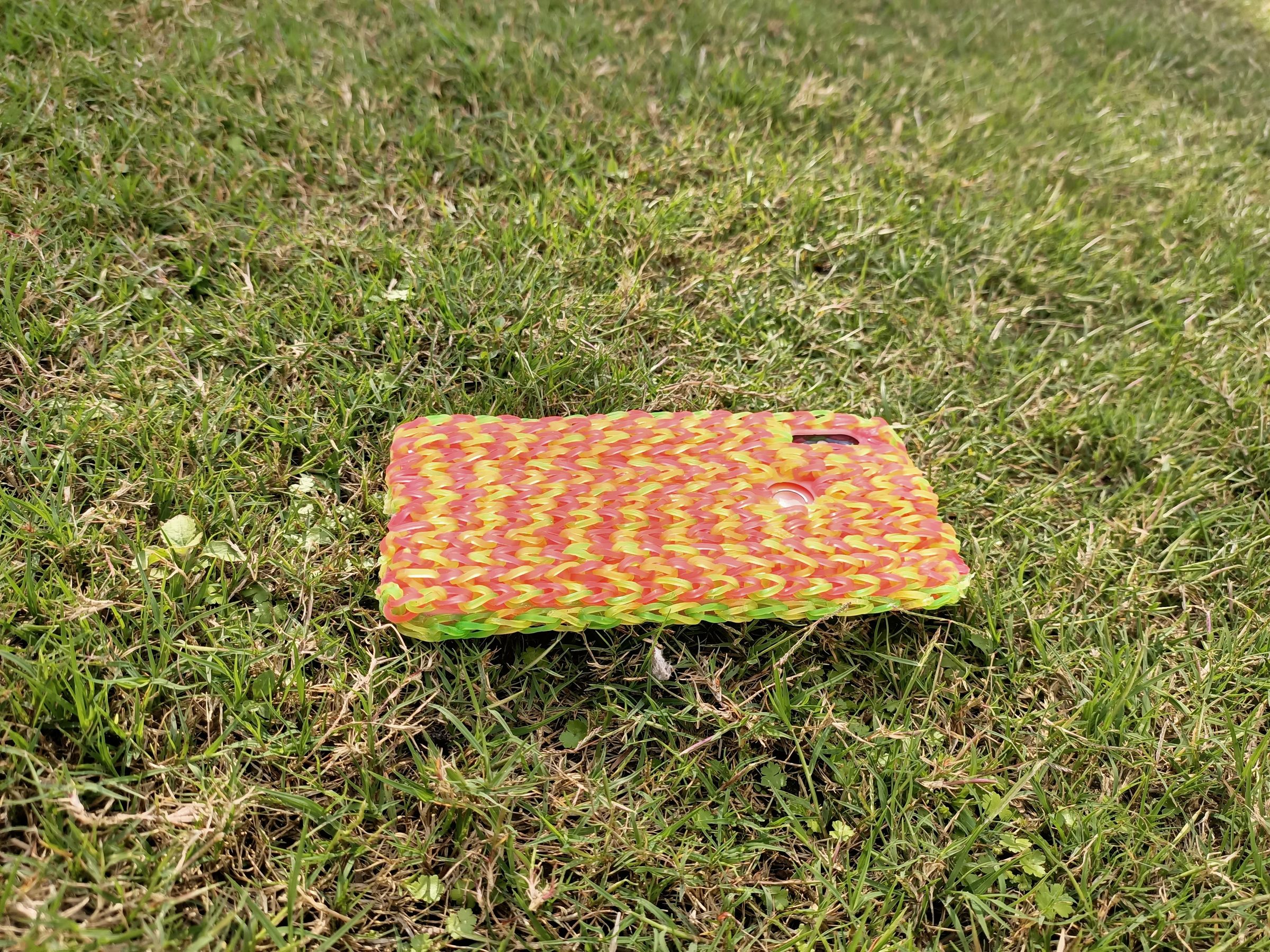 Reviving Phone Case Using Rubberbands : 7 Steps (with Pictures ...