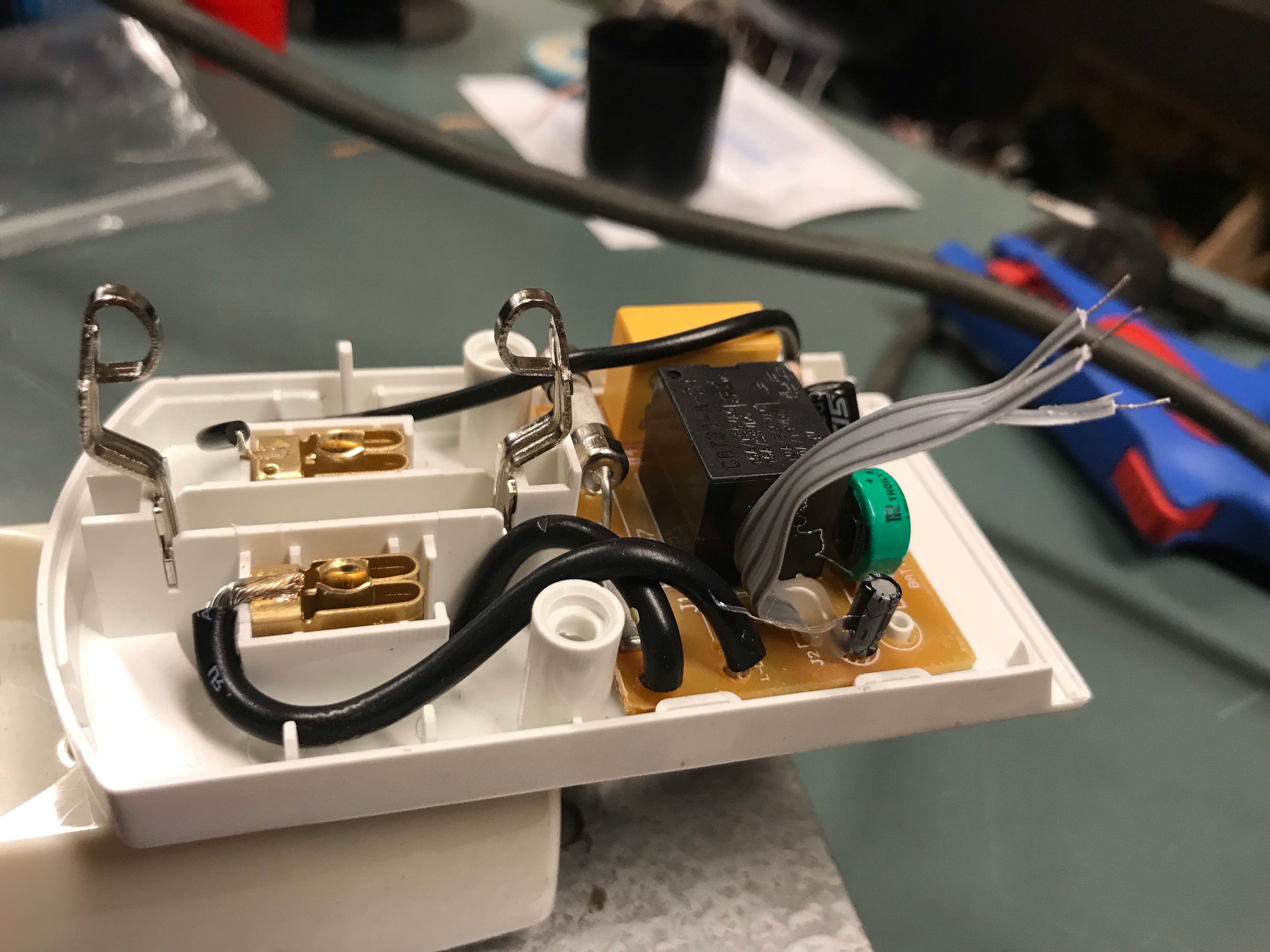DIY Filament Sensor for 3D-printers : 6 Steps - Instructables