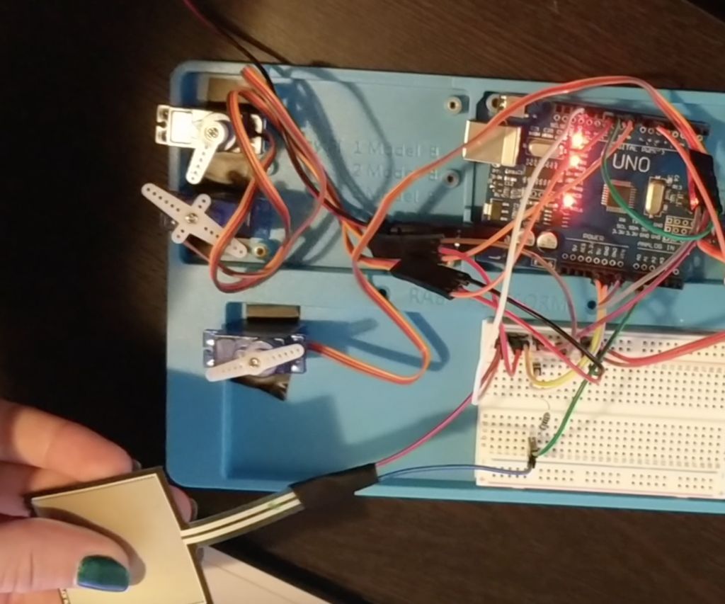 Pressure Sensor & Servo Prototype : 3 Steps - Instructables