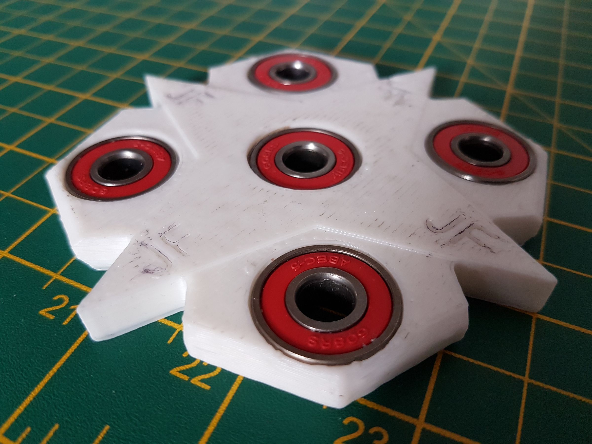 3D Printed Fidget Spinner : 4 Steps (with Pictures) - Instructables