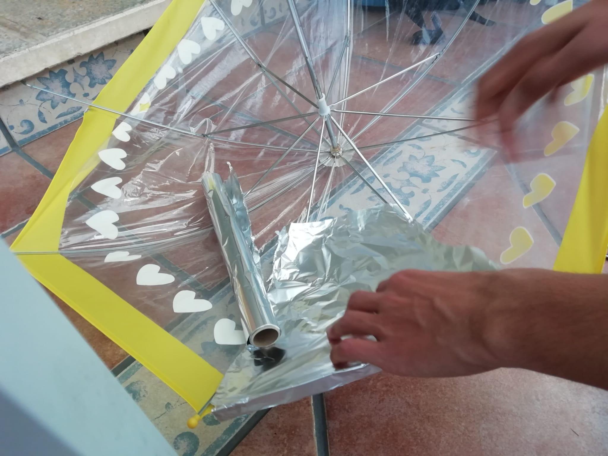 How to Build a Solar Cooker From a Broken Umbrella : 7 Steps ...