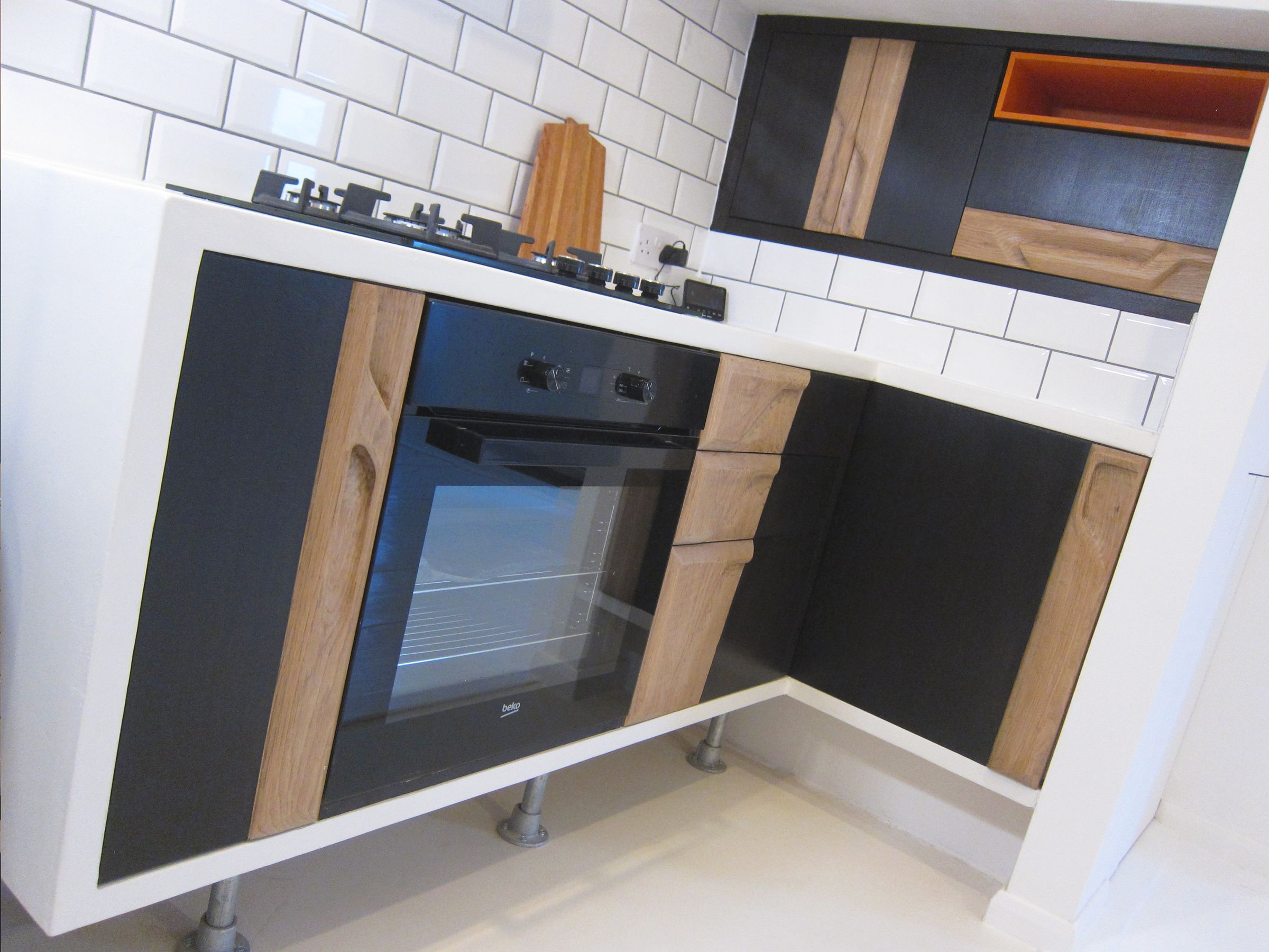 Microcement Worktops for a Bespoke Kitchen : 6 Steps (with Pictures ...