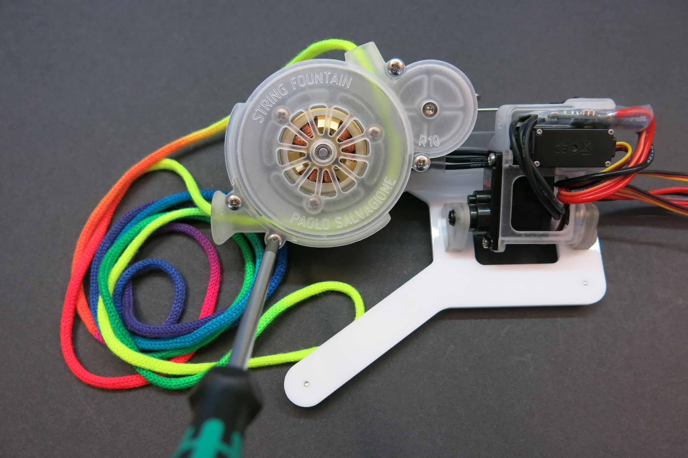 String Fountain : 20 Steps (with Pictures) - Instructables