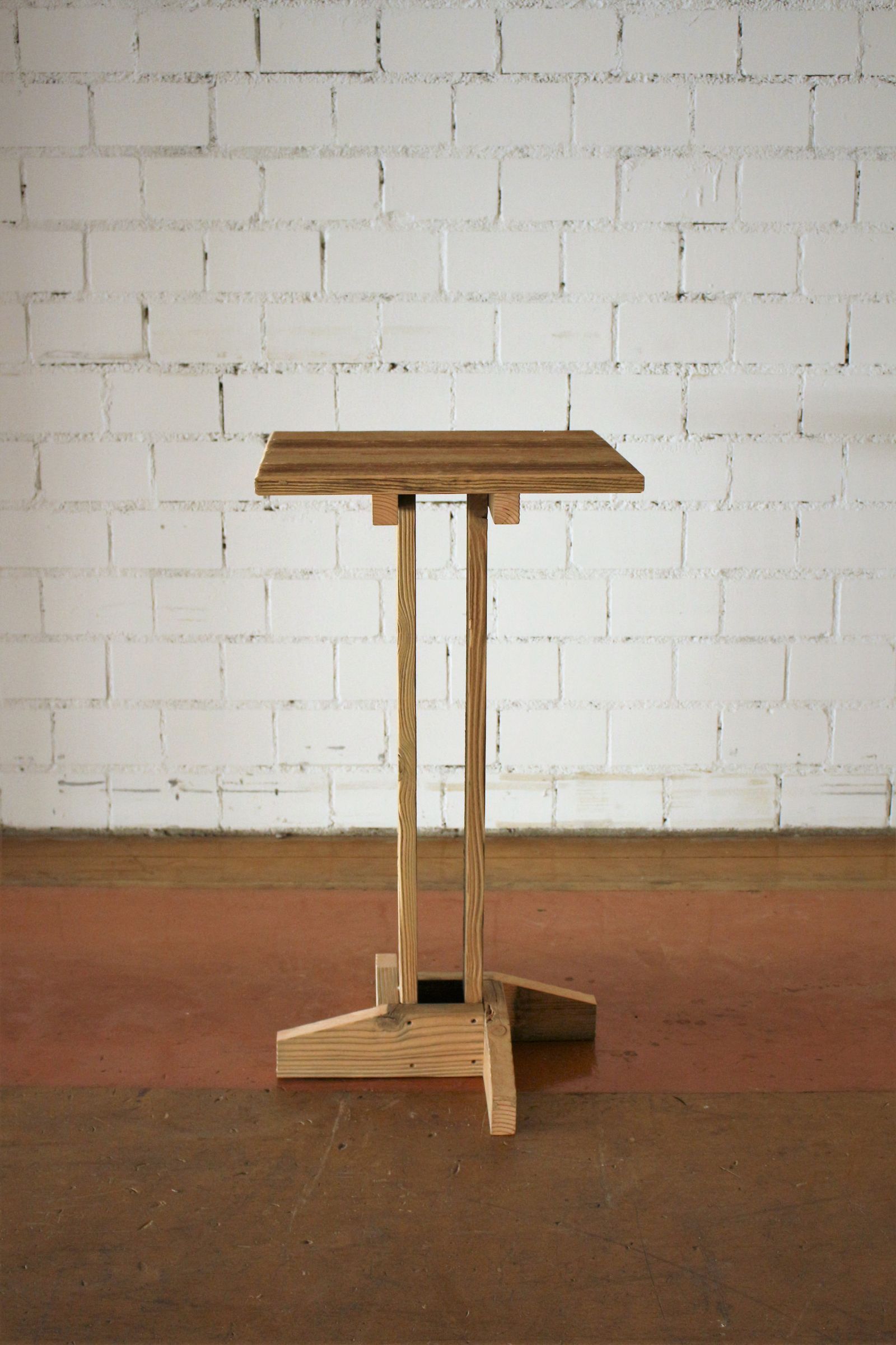 Reclaimed Wood Bar Table : 6 Steps - Instructables