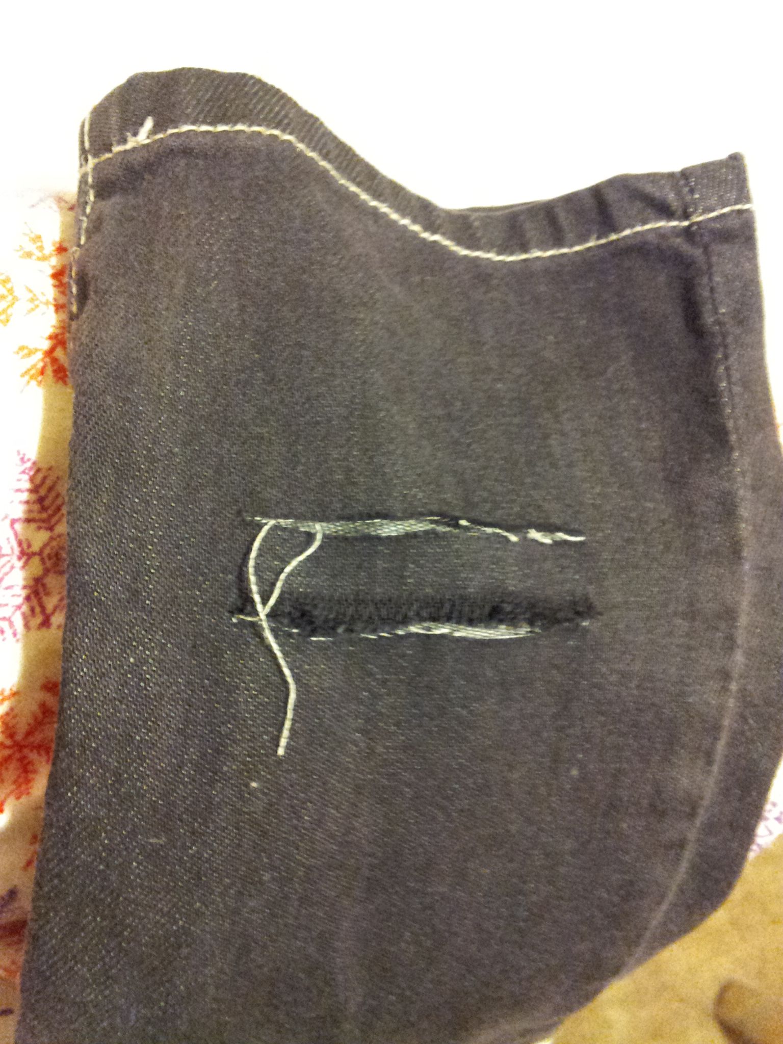 D.I.Y Distressed Jeans : 5 Steps - Instructables