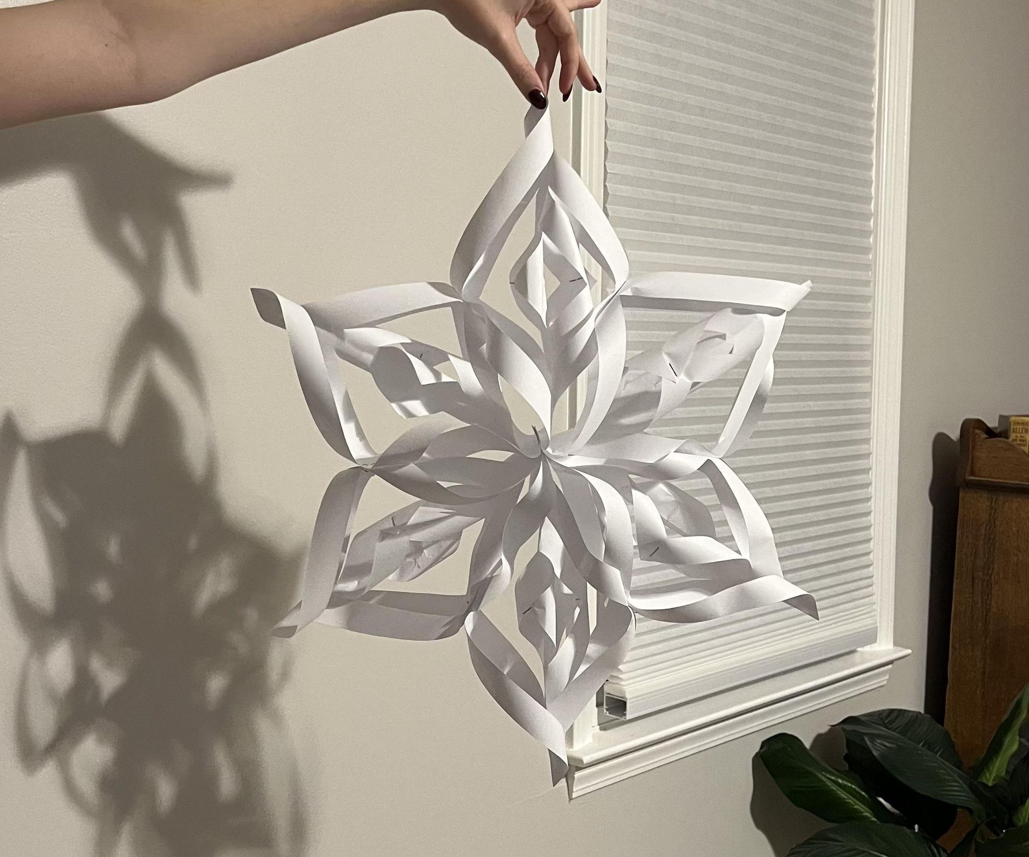 Large Paper Snowflake : 8 Steps - Instructables