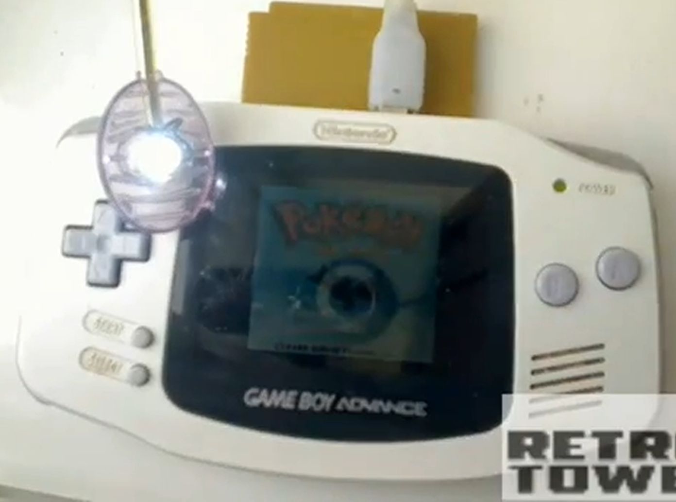 How to Connect a Gameboy Worm Light to a Gameboy Advance Color Pocket ...