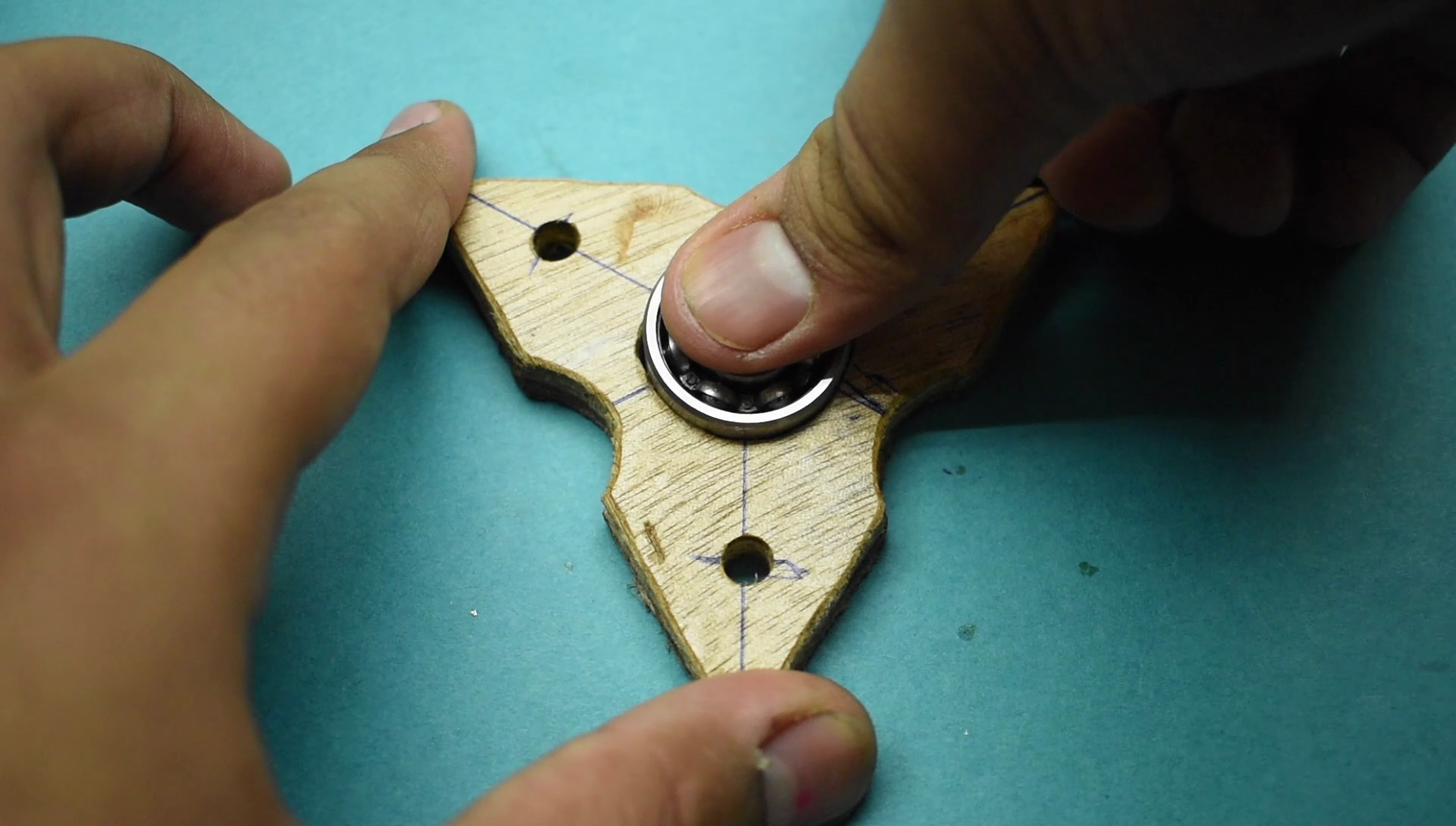 Homemade Fidget Spinner : 6 Steps (with Pictures) - Instructables