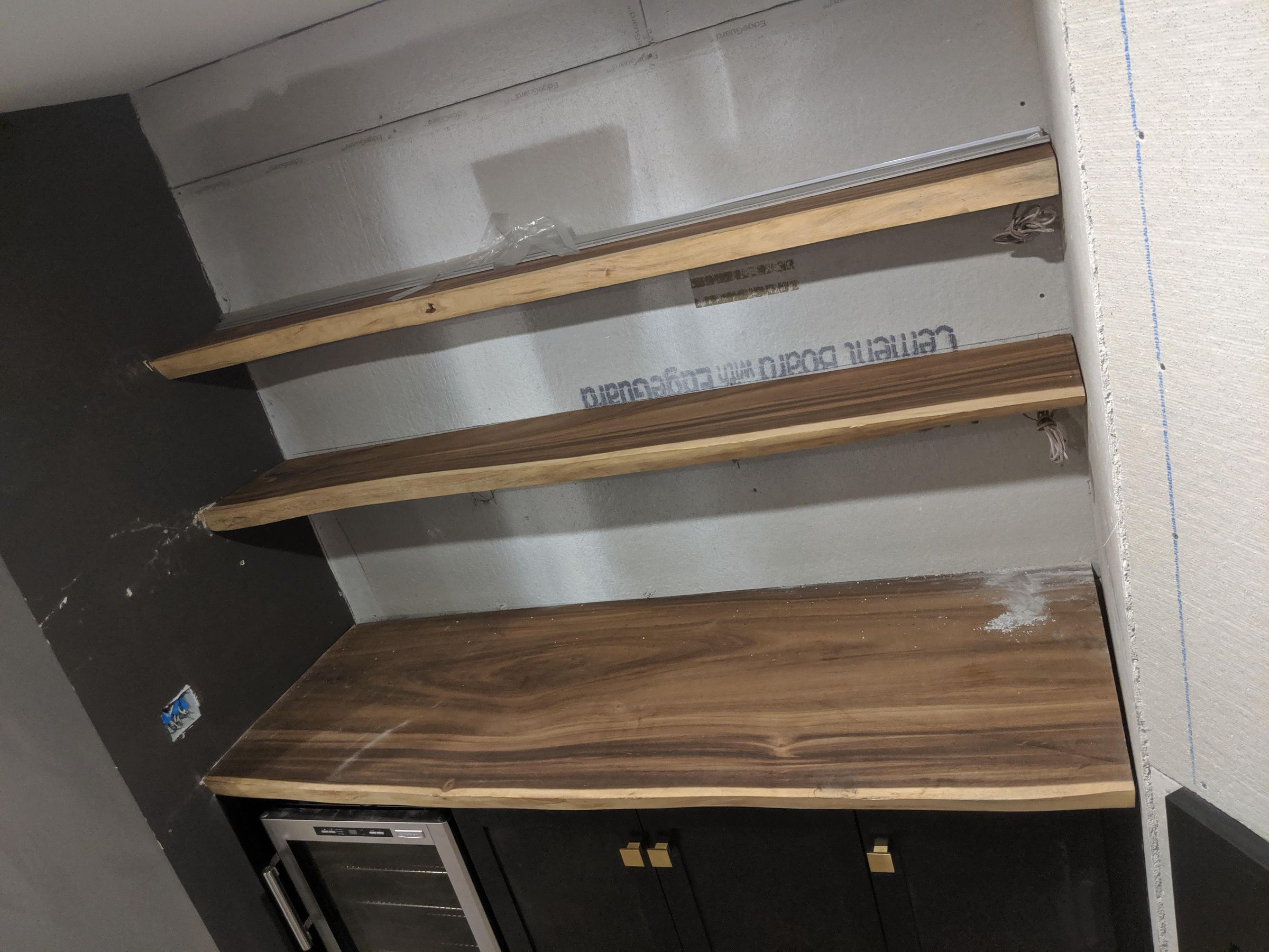 Live Edge Bar and Floating Shelves : 11 Steps (with Pictures ...