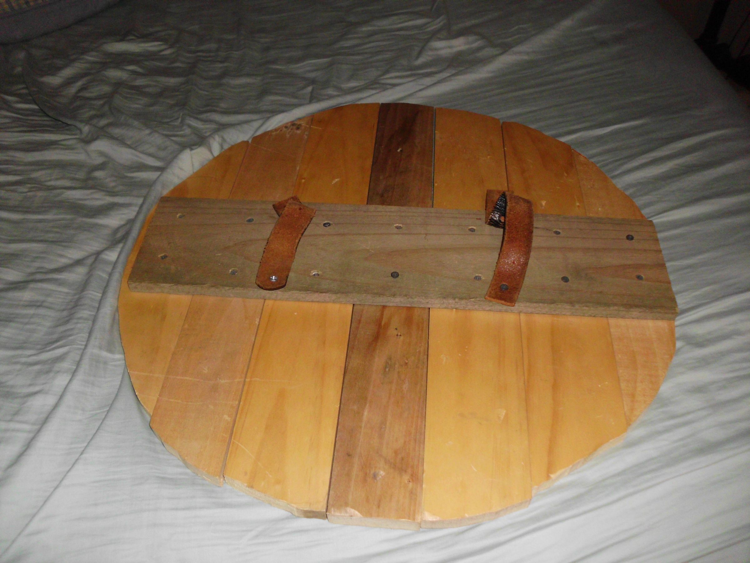 Roman/Greek Sheild : 5 Steps - Instructables