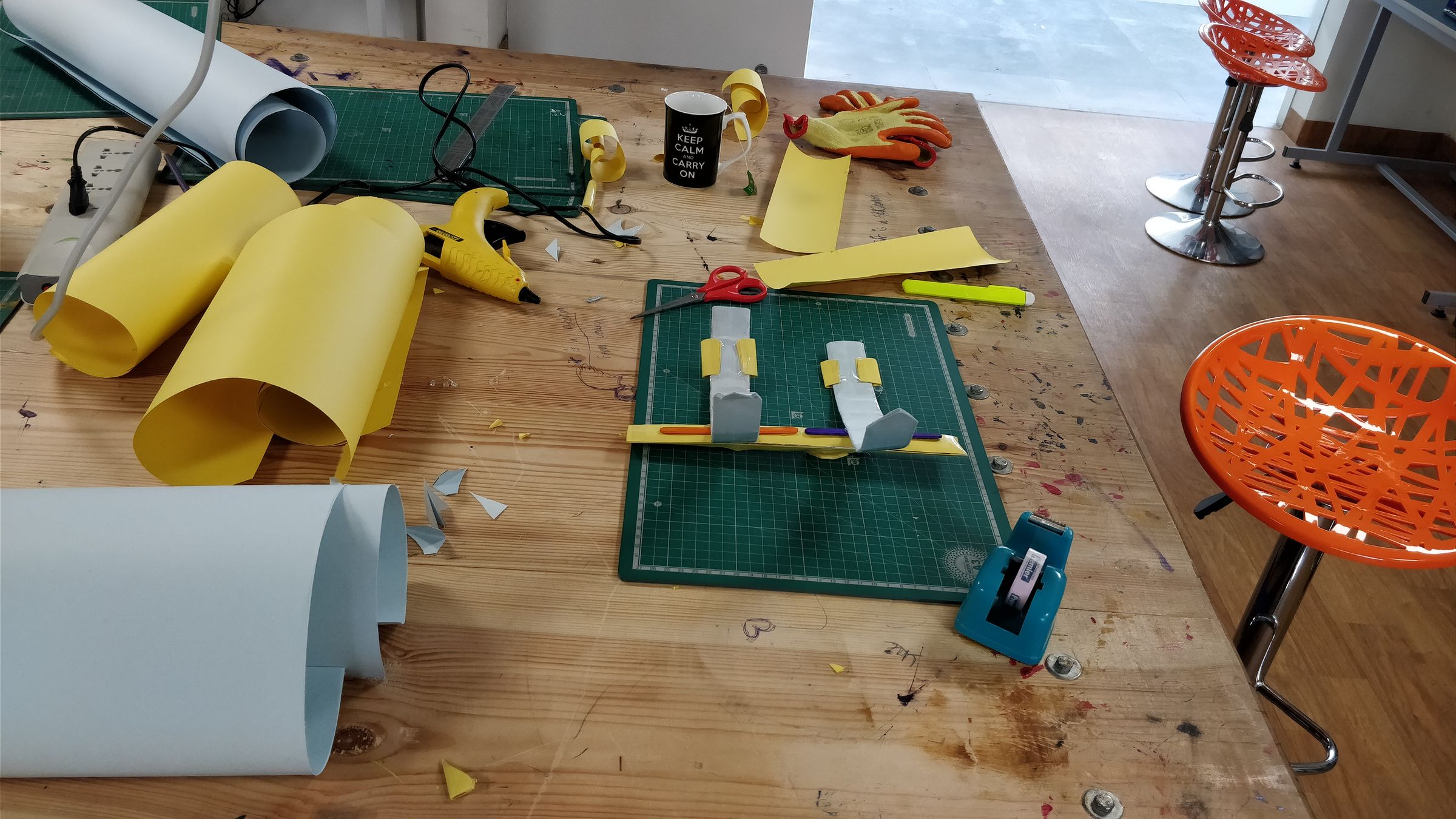 Assassin's Creed Paper Gauntlet : 3 Steps (with Pictures) - Instructables