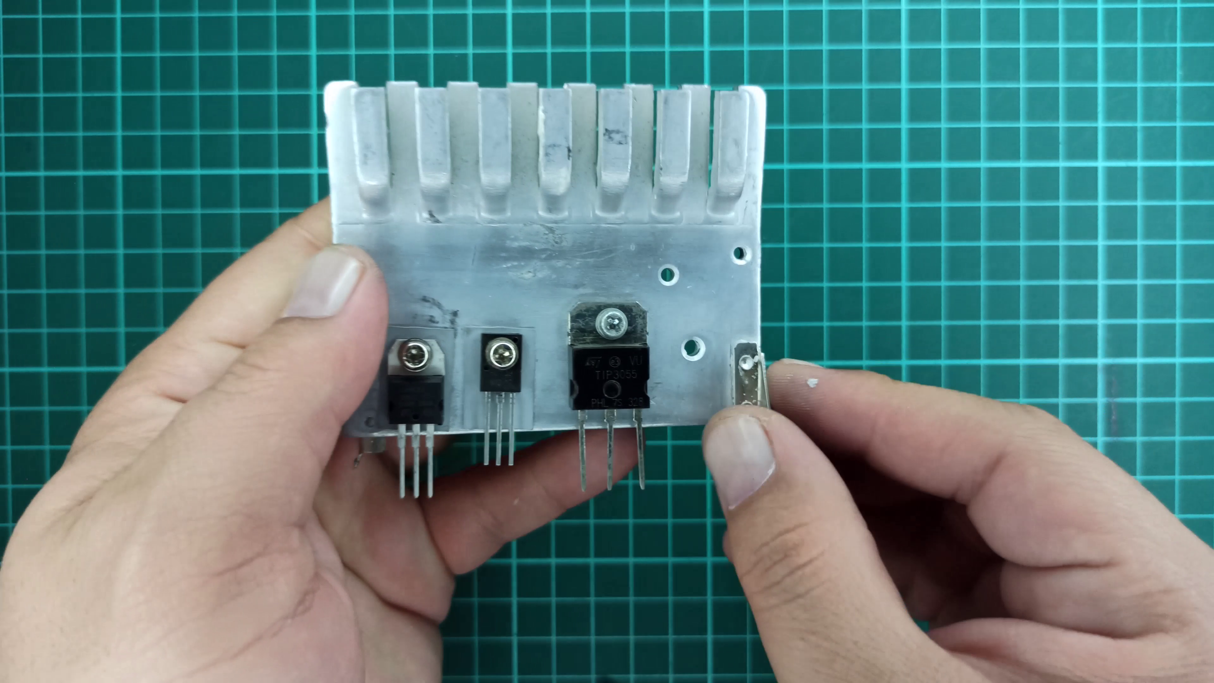 How to Make 0-30v 0-10A Variable Power Supply Adjustable Voltage and ...