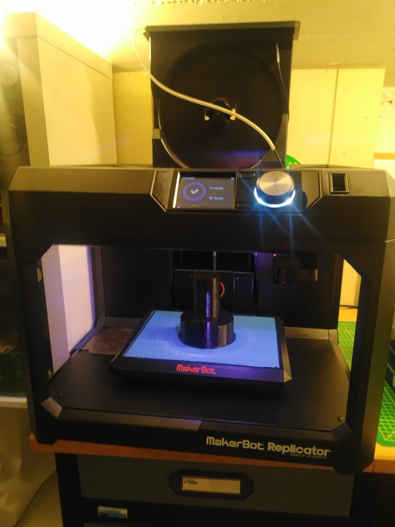 MakerBot 5th Gen Generic Filament Spool Adapter : 3 Steps - Instructables