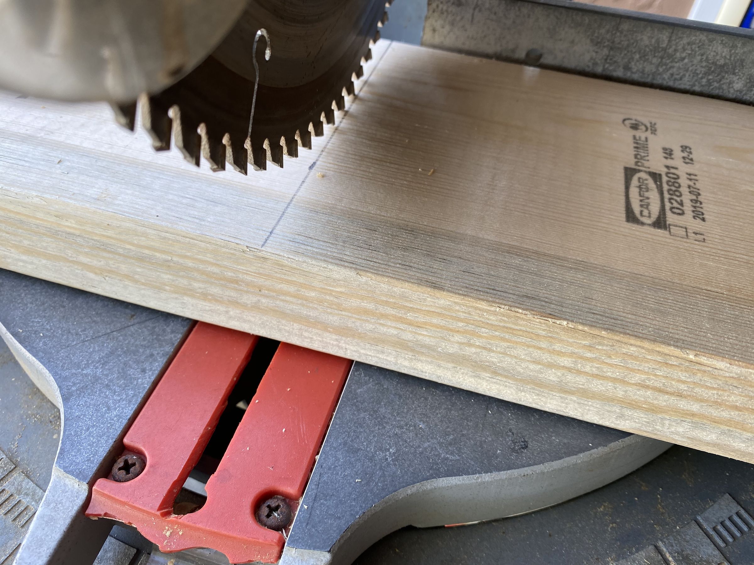 Heavy Duty Workbench : 9 Steps (with Pictures) - Instructables