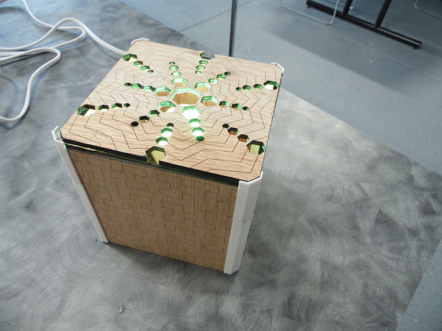 Customizable 3D Printed Laser Cut Lamp : 4 Steps (with Pictures ...