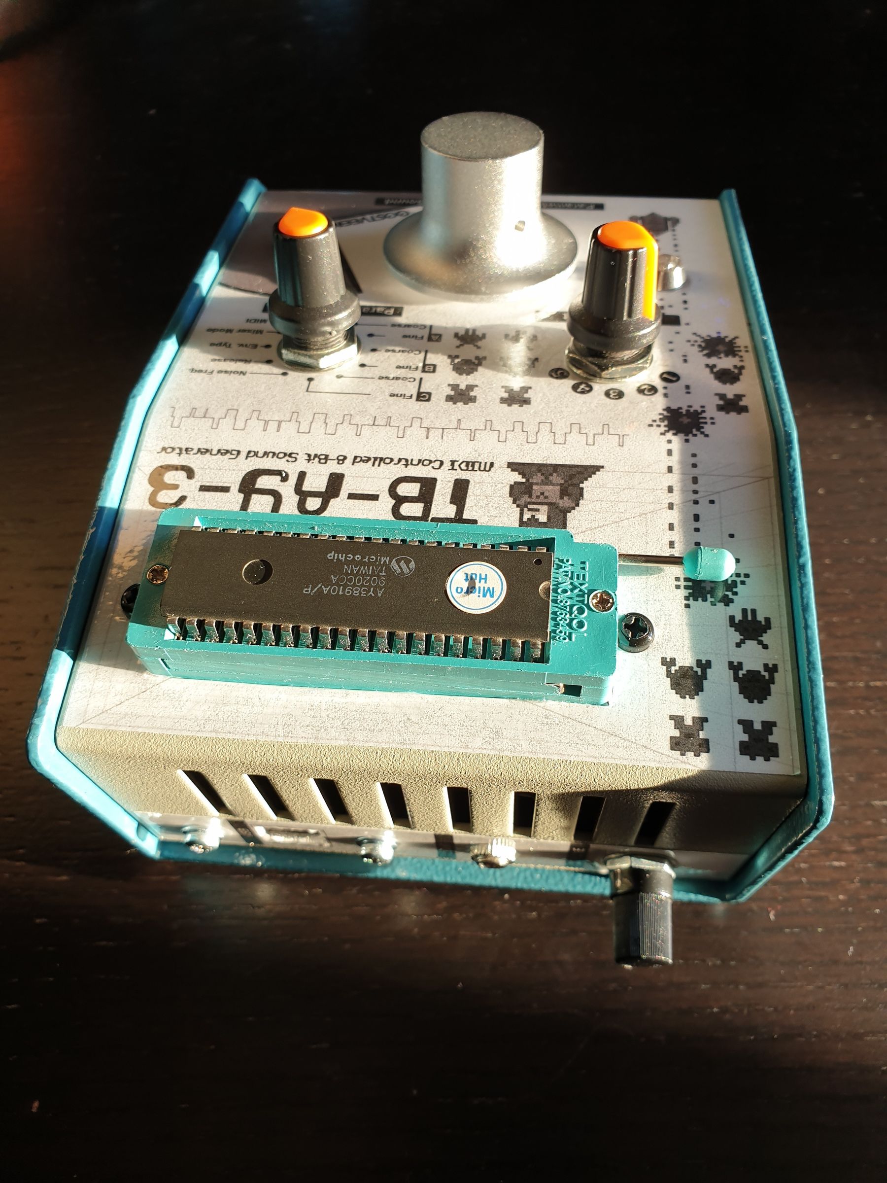 MIDI/Arduino Controlled 8-Bit Sound Generator (AY-3-8910) : 5 Steps ...