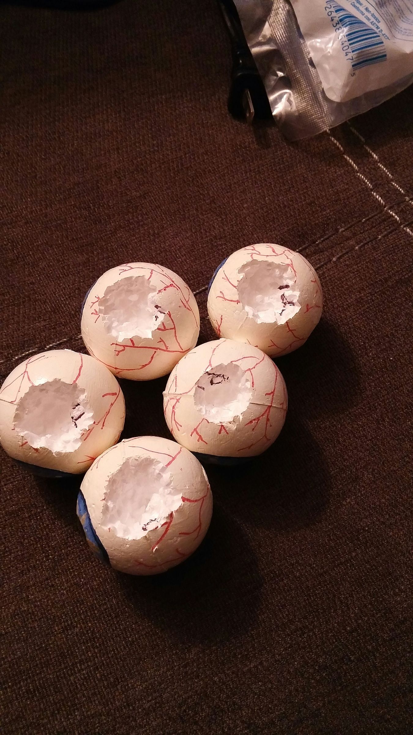 Realistic Eyeballs Out of Foam Balls : 11 Steps (with Pictures ...