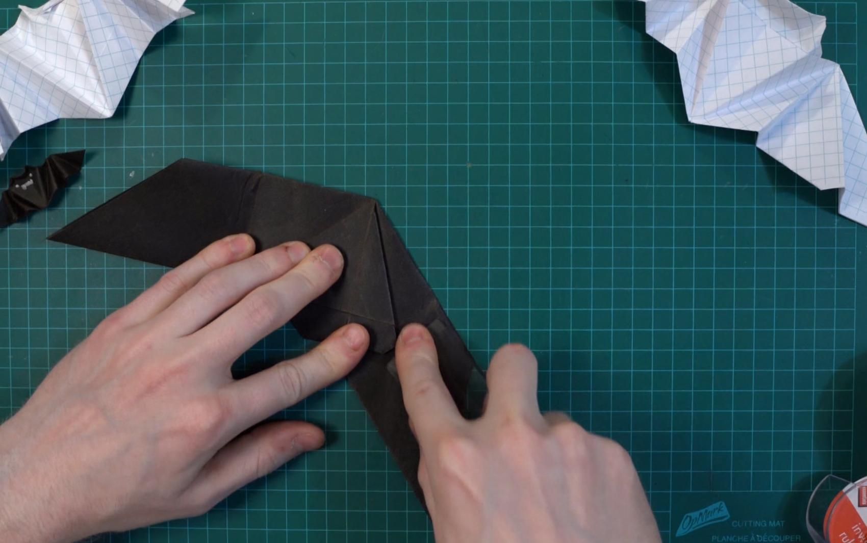 How to Make a Origami Bats : 7 Steps (with Pictures) - Instructables