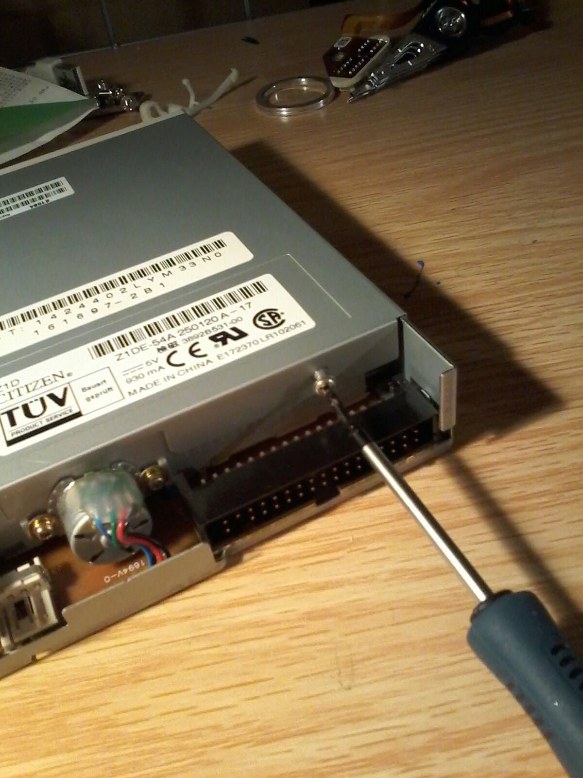 Taking Apart a Floppy Disk Drive : 16 Steps (with Pictures) - Instructables
