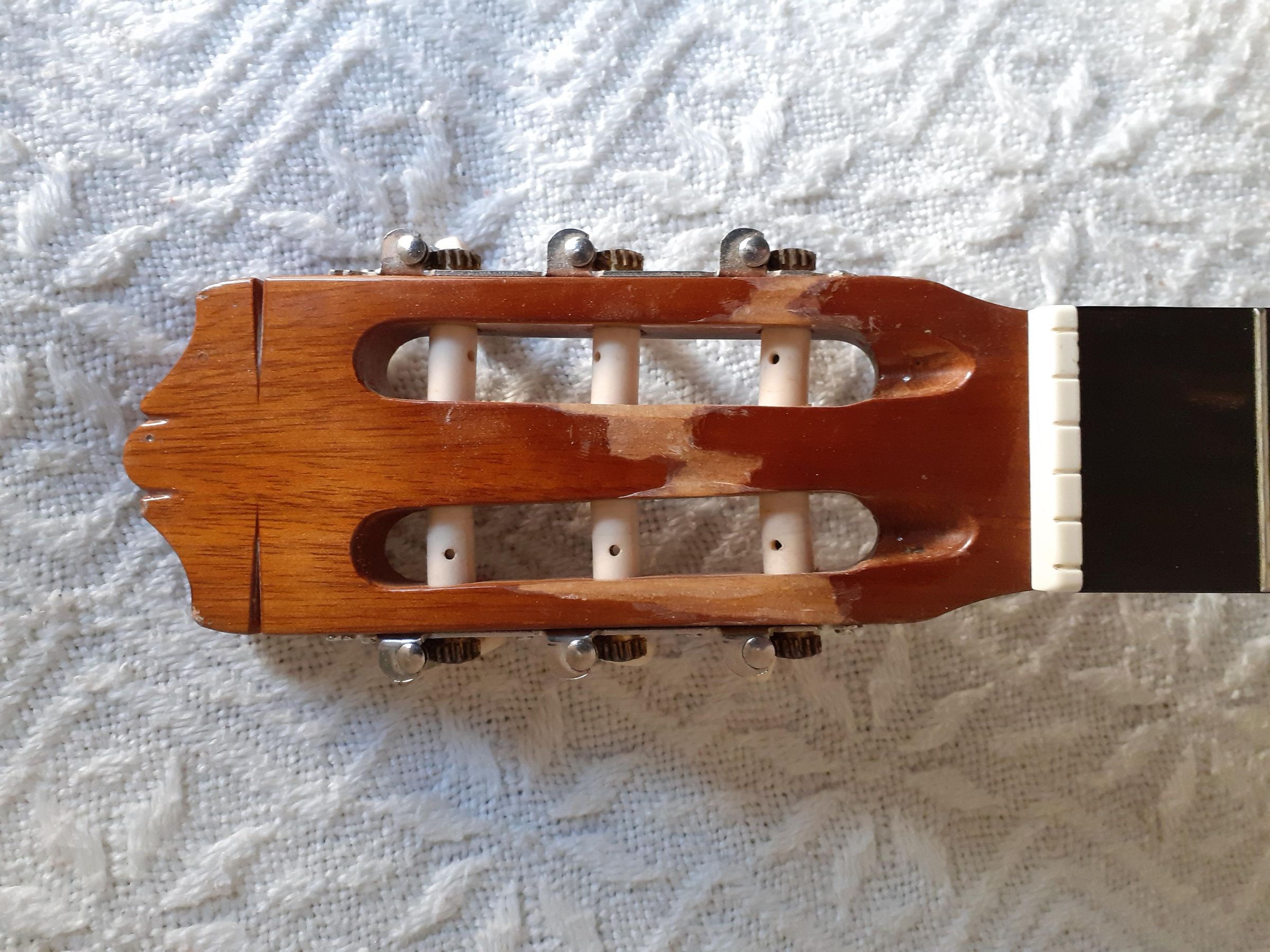 7 String Guitar From a 6 String Guitar. Model Z7.2 : 9 Steps (with ...
