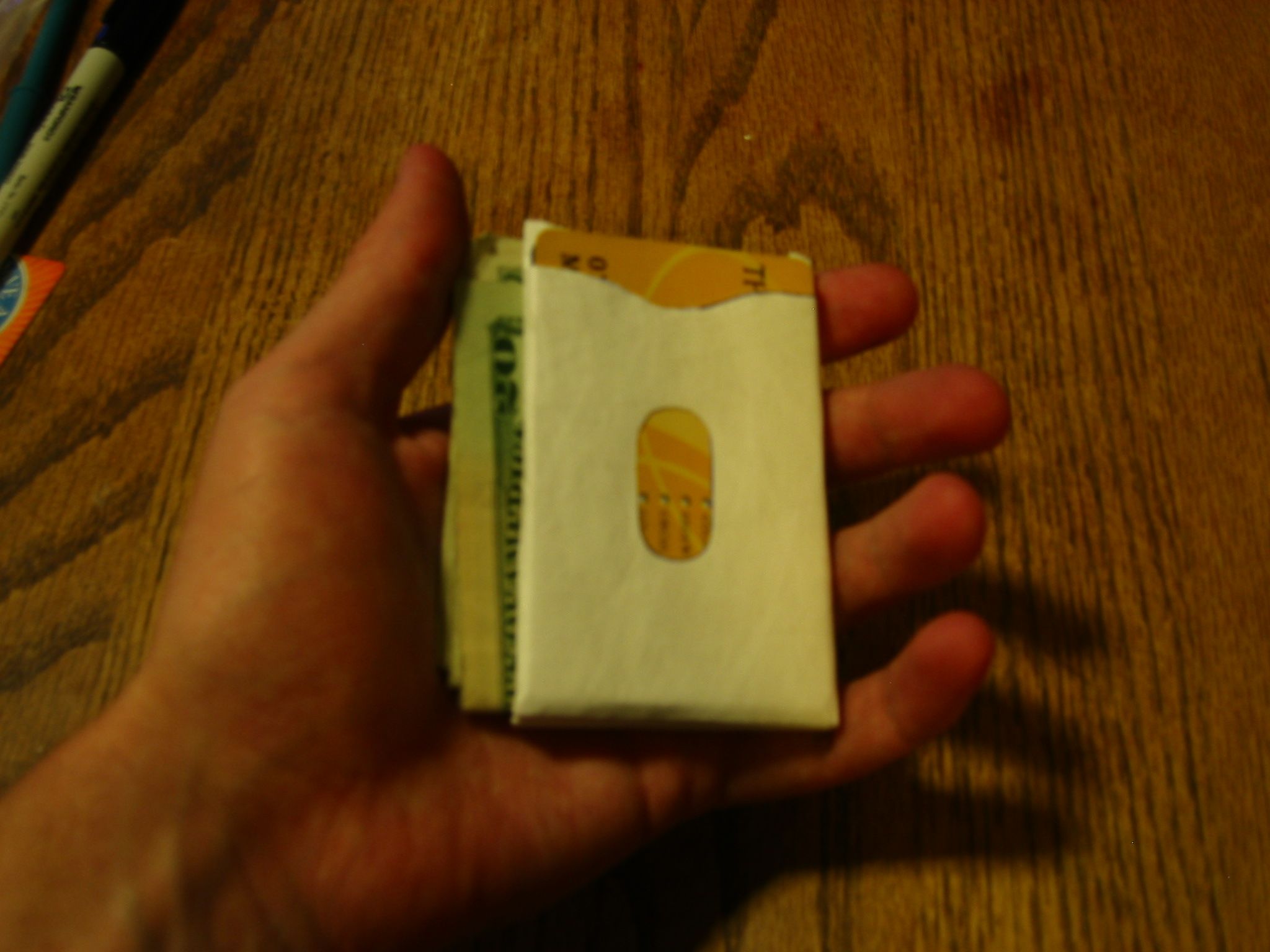 Super Thin Tyvek Card Sleeve Wallet! : 7 Steps - Instructables